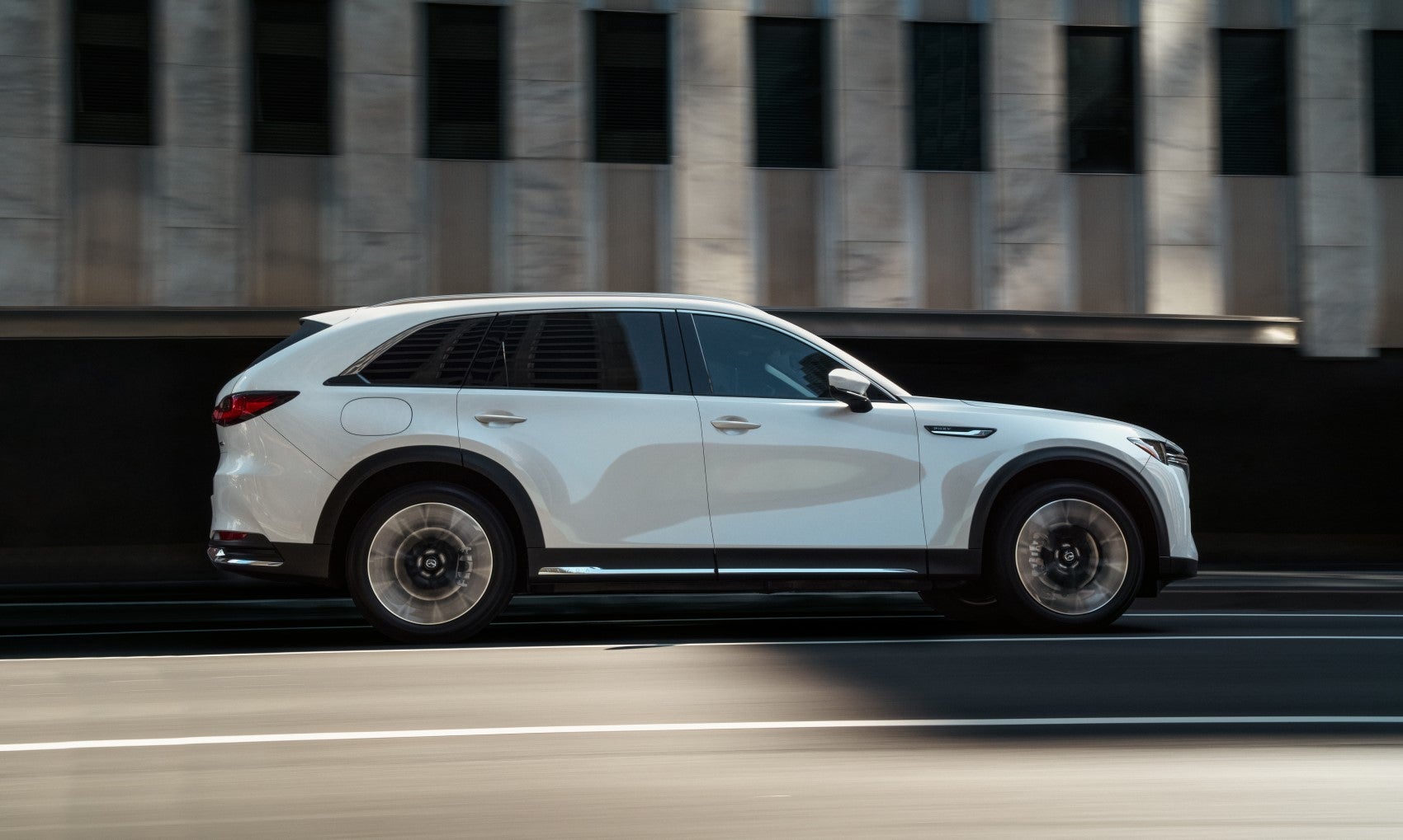 How Does a Hybrid Vehicle Work? | LaFontaine Family Deal